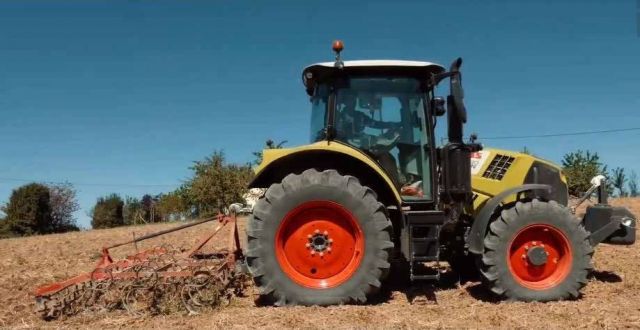 False-seeding scalper to combat thistles in mechanical weeding - Triple ...